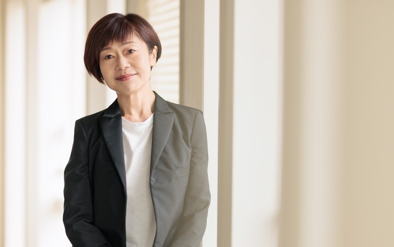 坂本真子の『音楽魂』神野美伽さんインタビュー〈前編〉nyに行って確信した「演歌は自分の個性」可能性を追い続け、自力で未来を切り開く｜aging Gracefully わたしらしく輝く 